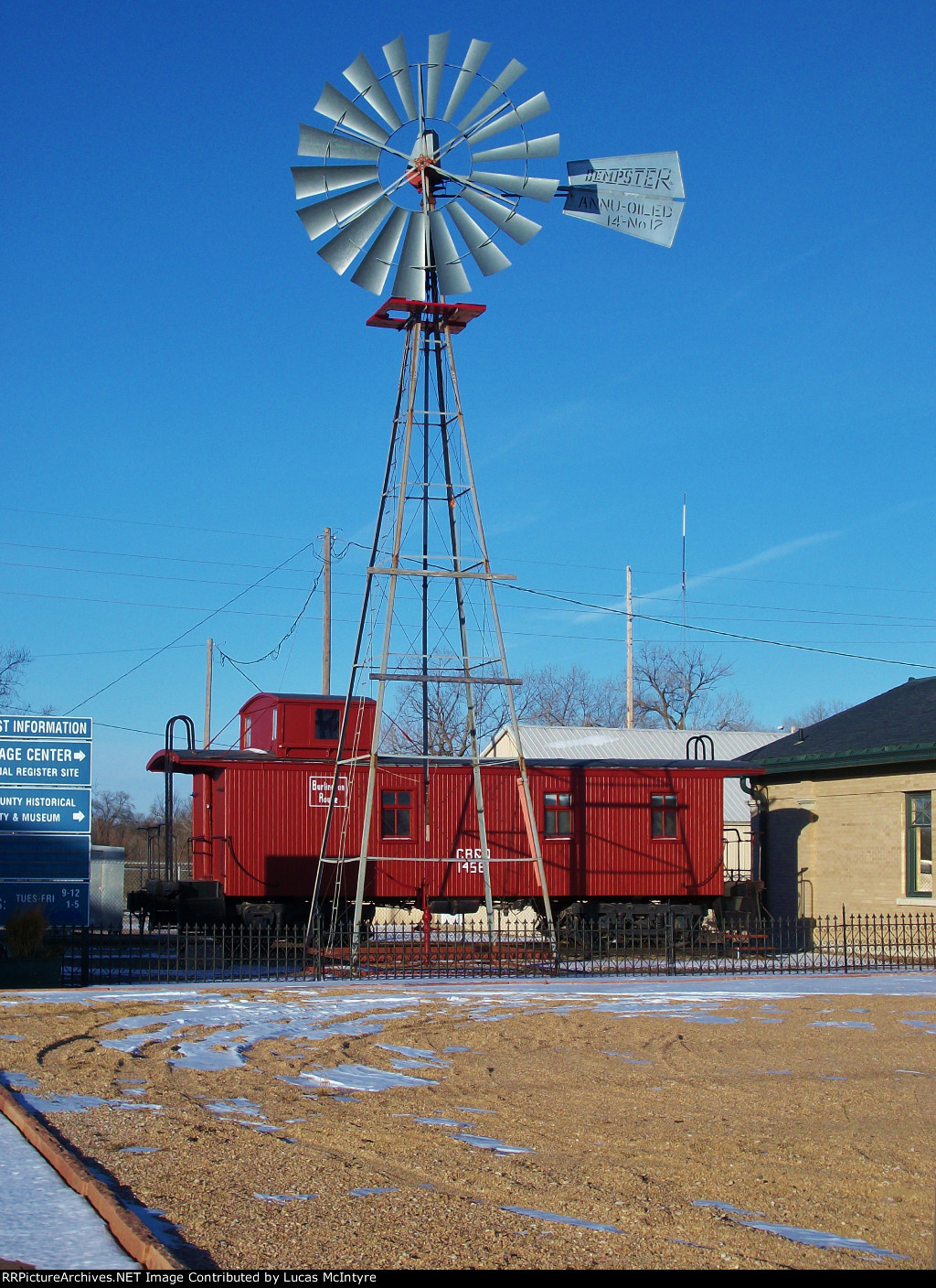 CBQ 14581 - Display Caboose